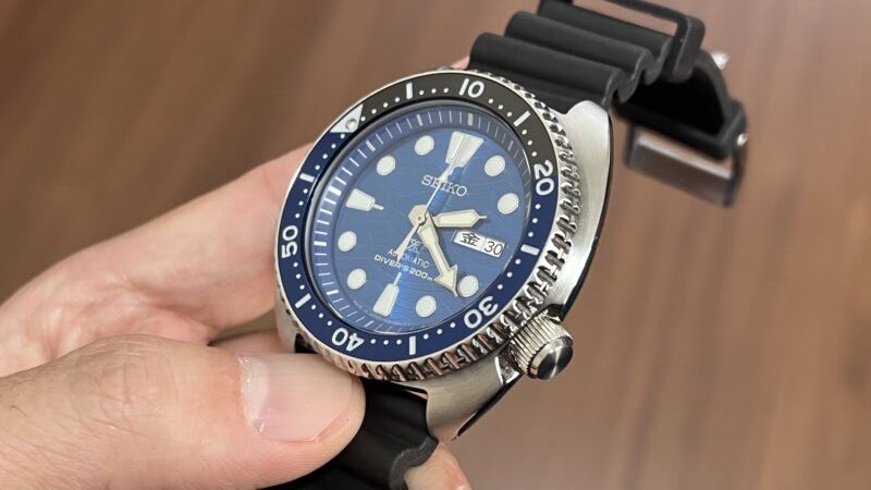 セイコー タートルの青モデル SBDY031。細腕も着用可能。 | レビューするカエル